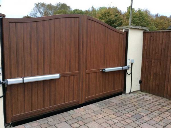 GATE AUTOMATION | COUNTRY GATES AND BARRIERS
