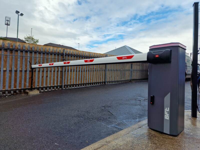 AUTOMATED VEHICLE BARRIERS | COUNTRY GATES AND BARRIERS