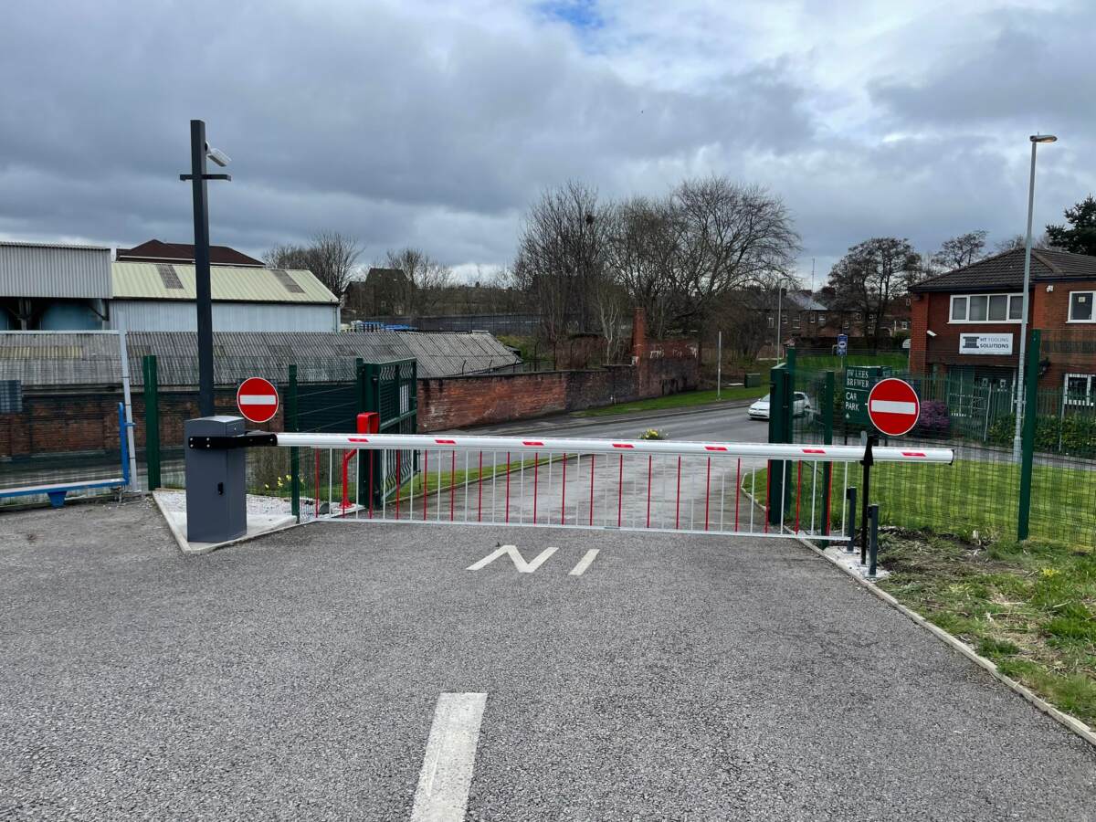 AUTOMATED VEHICLE BARRIERS | COUNTRY GATES AND BARRIERS