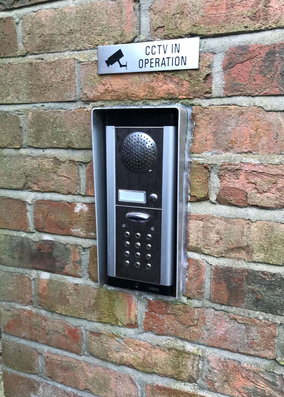 RESIDENTIAL ACCESS CONTROL | COUNTRY GATES AND BARRIERS